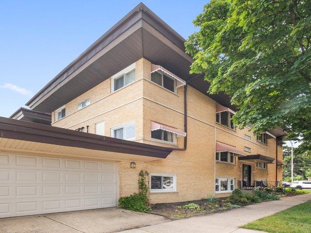 7818 W 26th St Apt 1N, Riverside, IL 60546