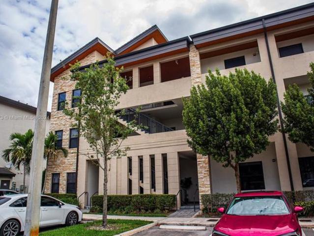 7819 NW 104th Ave #32, Doral, FL 33178