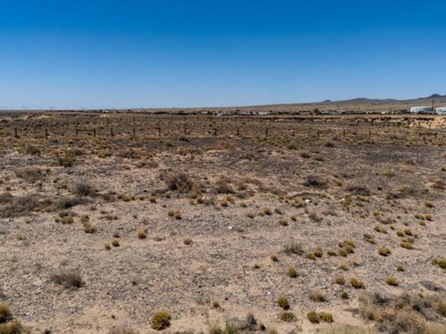 7819 Aguila St NW, Albuquerque, NM 87120