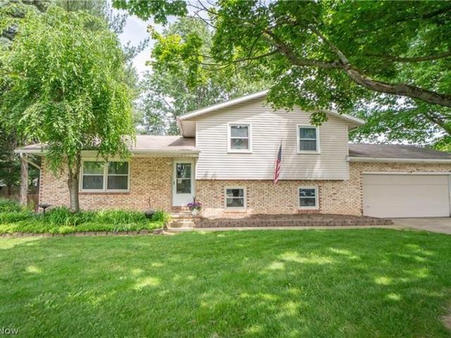 7819 Aramis St NW, Massillon, OH 44646