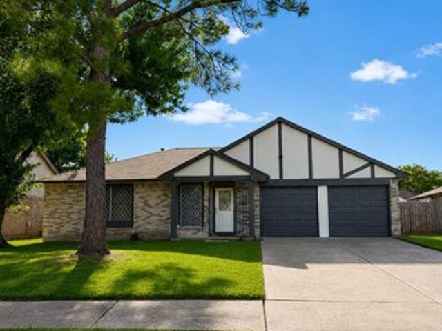 7819 Breda Dr, Baytown, TX 77521