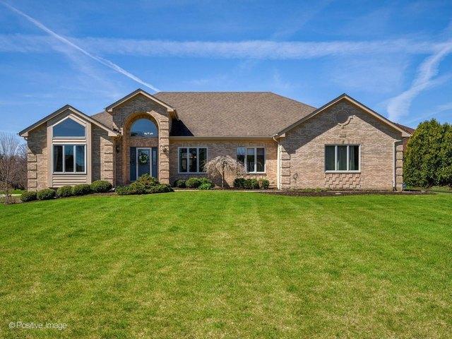 7819 Loch Glen Dr, Lakewood, IL 60014