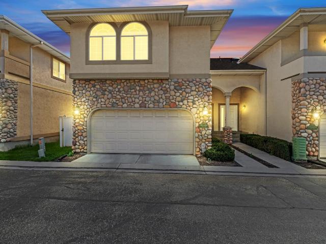 7819 S Spruce Tree Ln, Sandy, US, UT