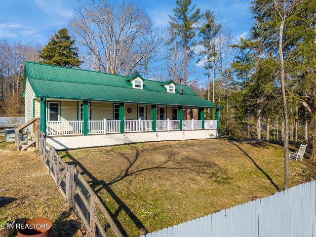 7810 Berry Williams Rd, Townsend, TN 37882