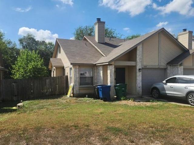 7810 Las Olas Blvd, San Antonio, TX 78250