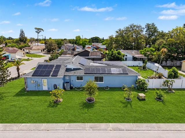 7810 Vienna Ln, Port Richey, FL 34668 | MLS #W7885 | Compass