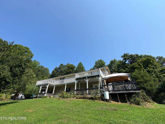 7810 Wells Valley Rd