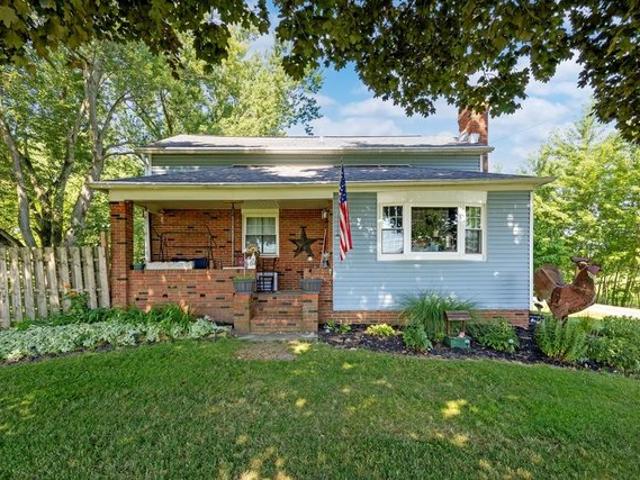 7810 Wooster Pike Rd, Seville, OH 44273