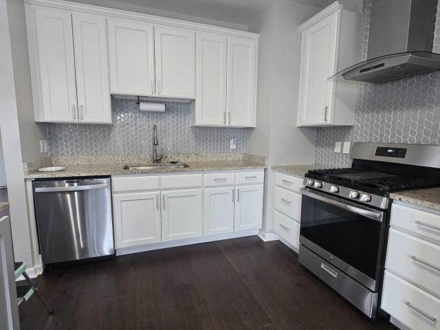 7811 New Ascot Lane