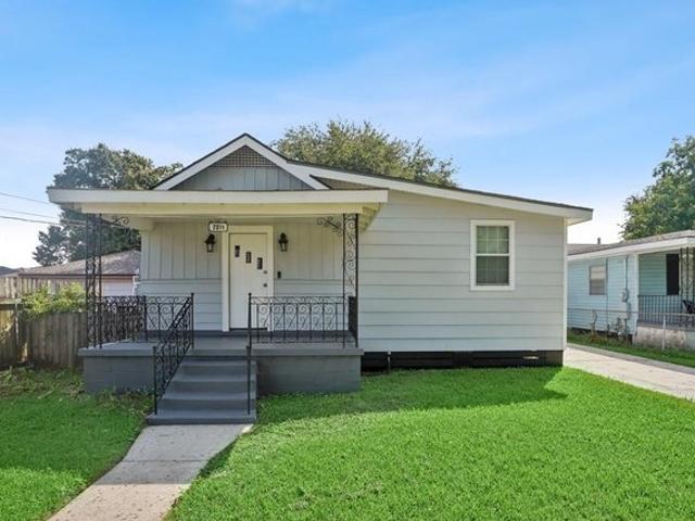 7811 Berg St, New Orleans, LA 70128