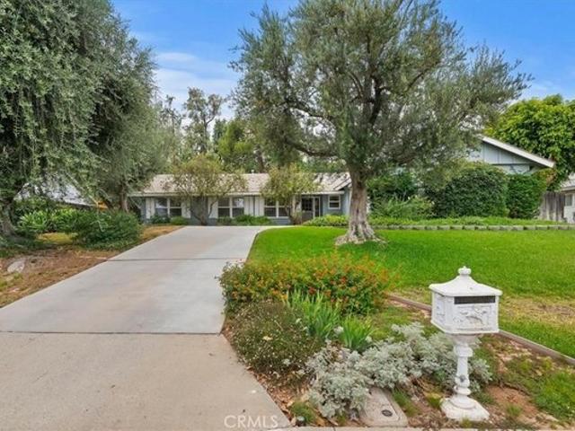 7811 Big Rock Dr, Jurupa Valley, CA 92509