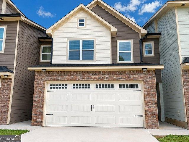 7811 Rock Rose Ln, Fairburn, GA 30213