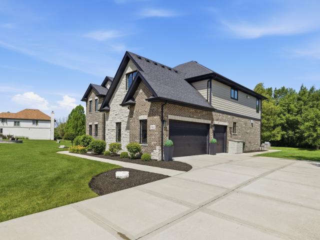 7812 Northwoods Drive