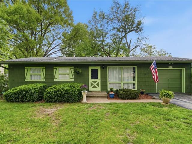 7812 Ash St, Prairie Village, KS 66208 | MLS #2615 | Compass