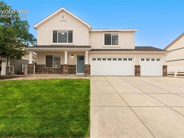 7812 Candlelight Ln, Fountain, CO 80817
