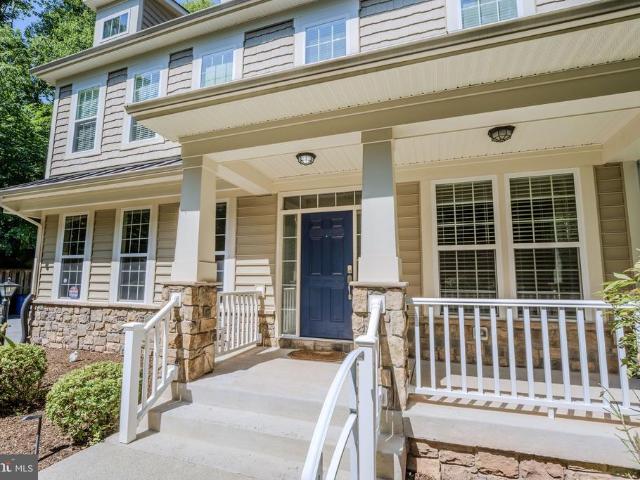 7812 Lake Drive