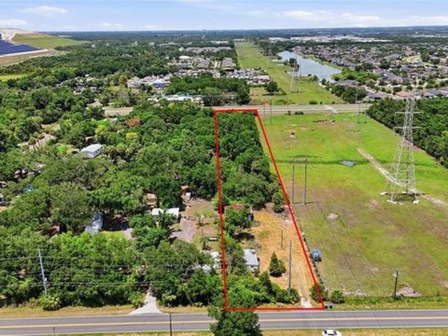 7812 Riverview Dr, Riverview, FL 33578