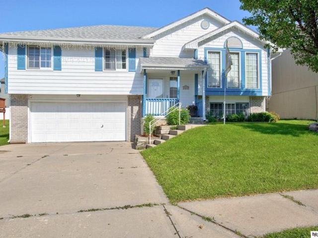 7813 N 83rd St, Omaha, NE 68122
