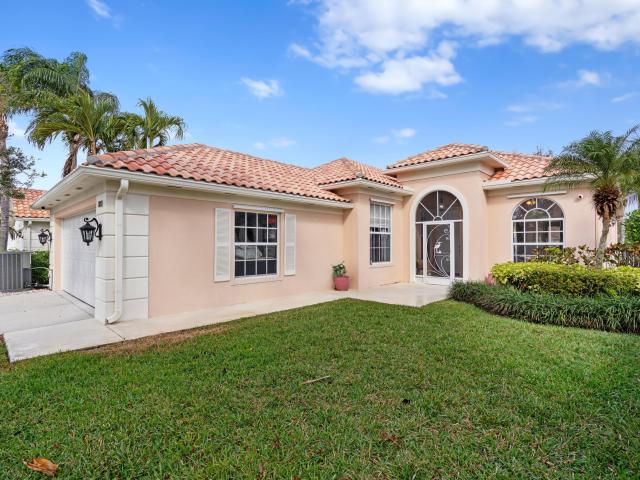 7813 Quida Dr, West Palm Beach, FL 33411 | MLS #R11169 | Compass