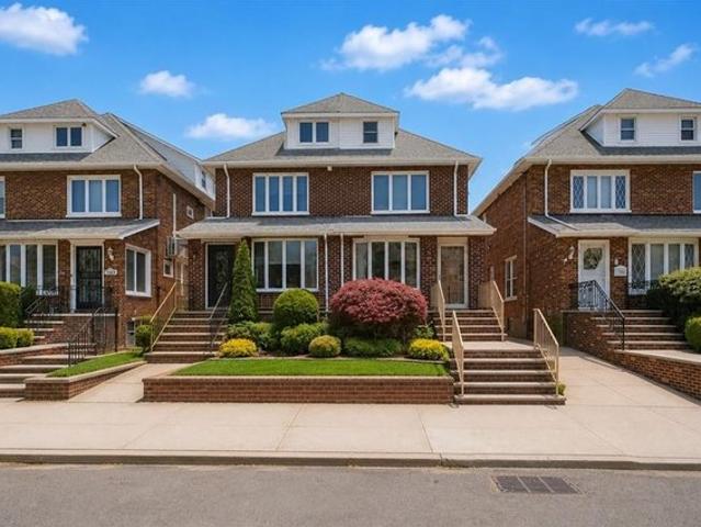 7813 10th Ave, Brooklyn, NY 11228