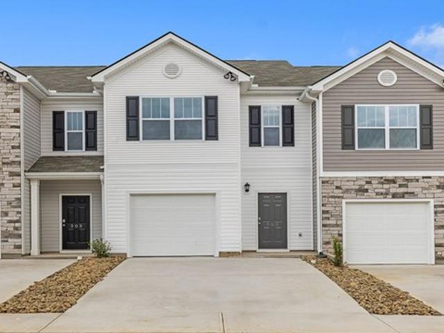 781 Embark Cir, Greer, SC 29651