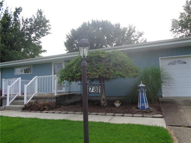 781 Homestead Ave