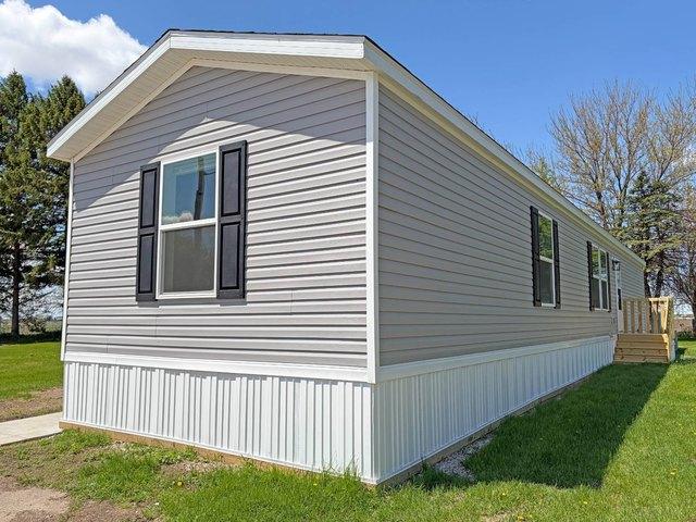781 W Walcott Rd Lot 125, Walcott, IA 52773