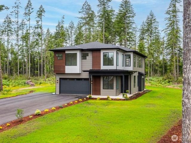 781 W Clear Lake Dr, Shelton, WA 98584