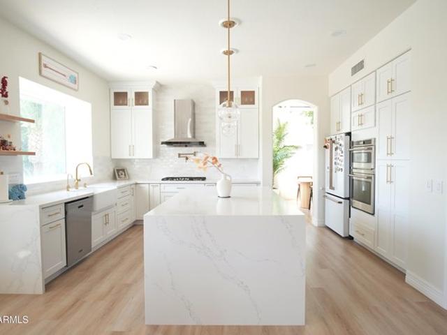 781 W Hackberry Dr, Chandler, AZ 85248