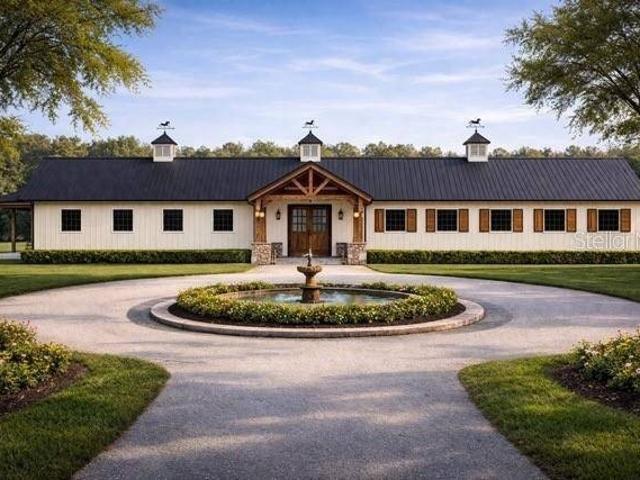 7824 NW 167th St, Morriston, FL 32668