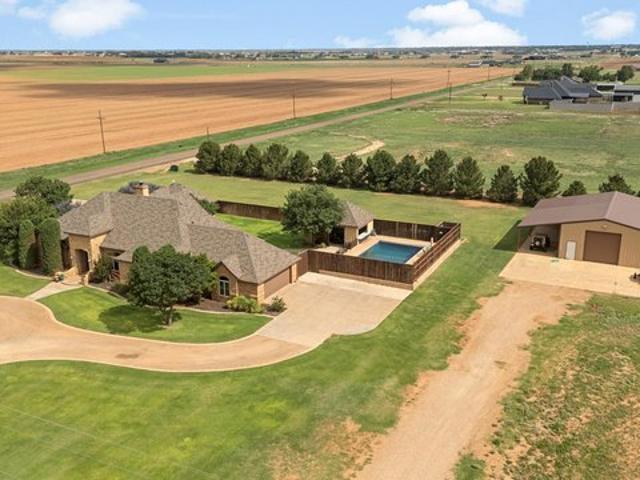 7824 FM 2641, Shallowater, TX 79363