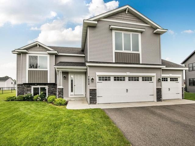 7824 Gunner Dr, Clear Lake, MN 55319
