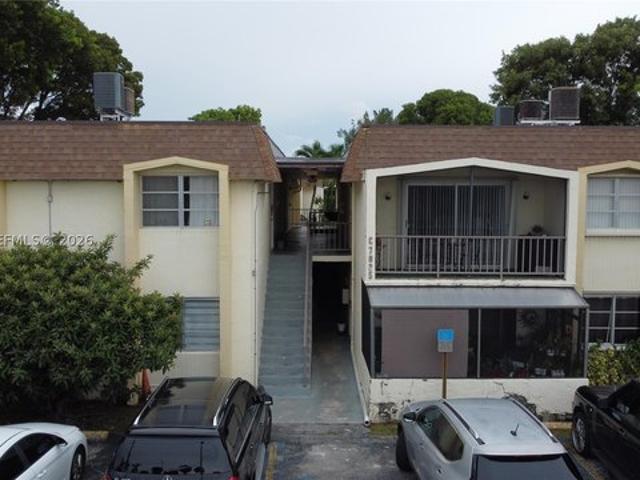 7825 Miller Dr Apt C211, Miami, FL 33155