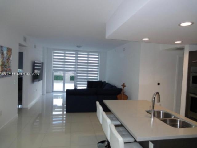 7825 NW 107th Ave, Unit 221, Doral, FL 33178 | MLS #A12007