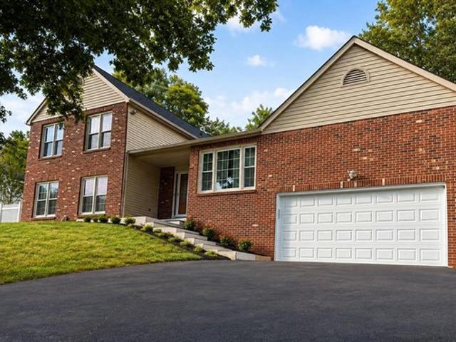 7825 Oak St, Manassas, VA 20111