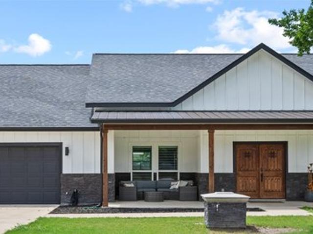 7825 Cupp Ct, Fort Worth, TX 76126