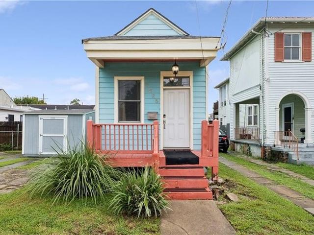 7825 Cohn St, New Orleans, LA 70118