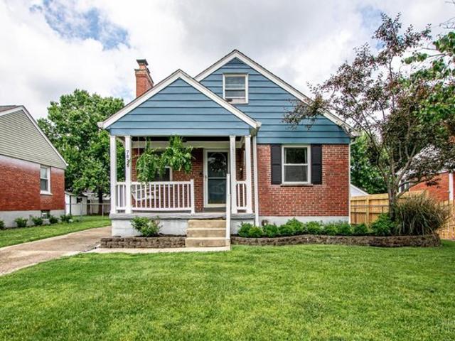 7825 Dearborn Ave, Deer Park, OH 45236