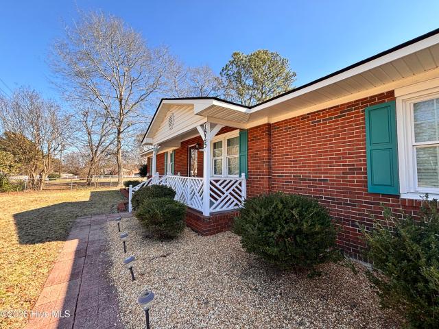 7825 Snow Hill Dr, Roseboro, NC 28382 | MLS #100554 | Compass