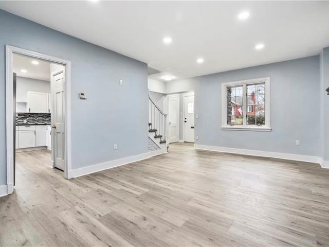 7826 Oak St, Pittsburgh, PA 15237 | MLS #1747