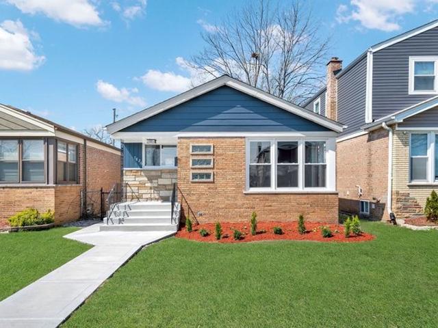 7826 S Christiana Ave, Chicago, IL 60652