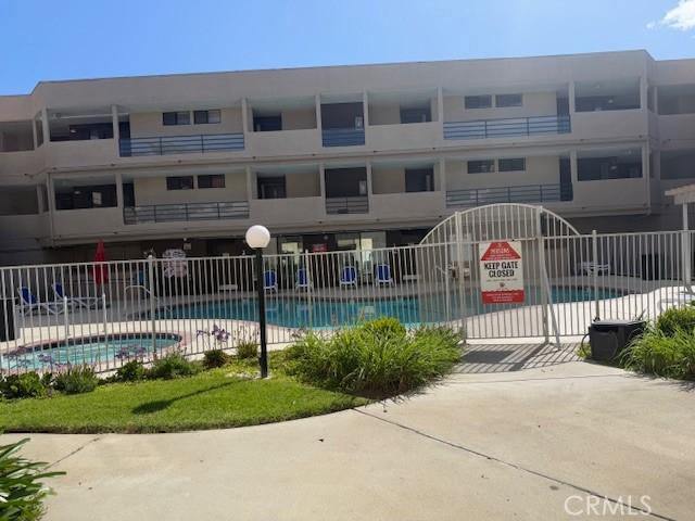 7826 Topanga, Unit 213, Canoga Park, CA 91304 | MLS #SR25057 | Compass