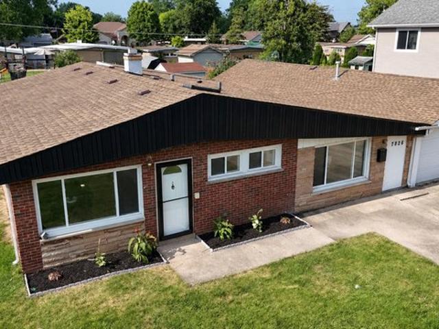 7826 W 98th Pl, Hickory Hills, IL 60457
