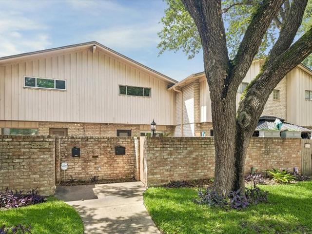 7826 Woodway Dr Unit 7826, Houston, TX 77063