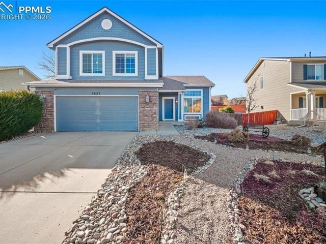 7827 Creekfront Dr, Fountain, CO 80817