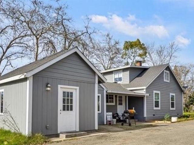 7820 Old Auburn Rd, Citrus Heights, CA 95610