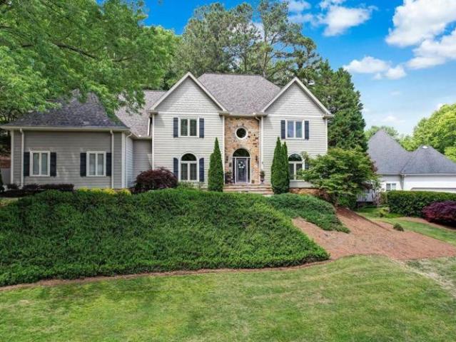 7820 Landowne Dr, Sandy Springs, GA 30350