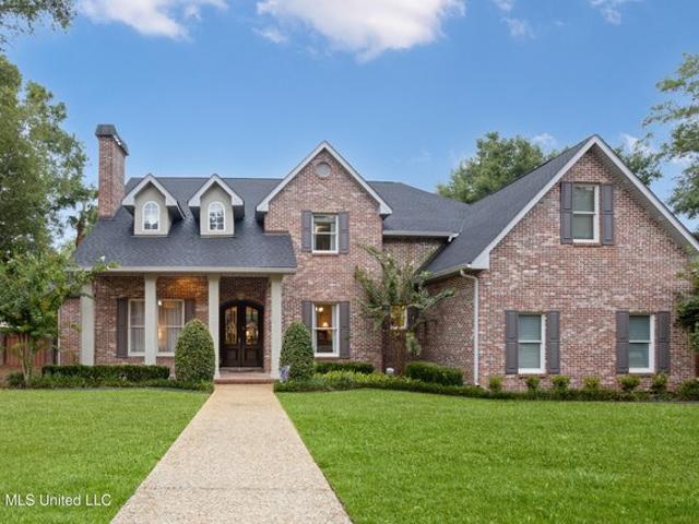 7820 Rushing Oaks Dr, Biloxi, MS 39532