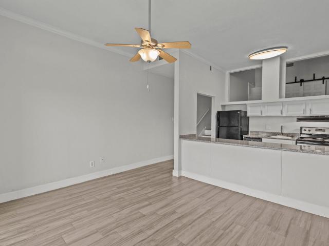 7820 Seawall Boulevard 109