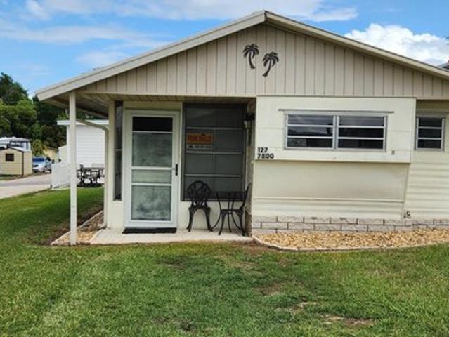7820 Wire Rd Lot 127, Zephyrhills, FL 33540